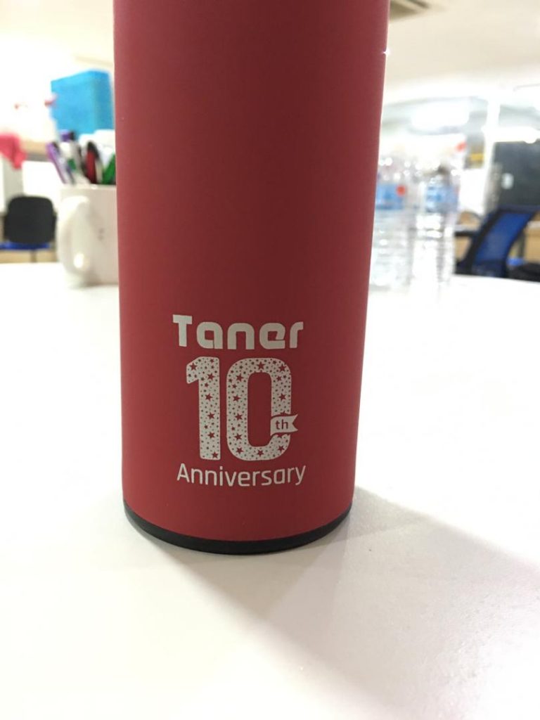 Silk Screen Printing on Flask / Water Bottle - Hosanna Marketing